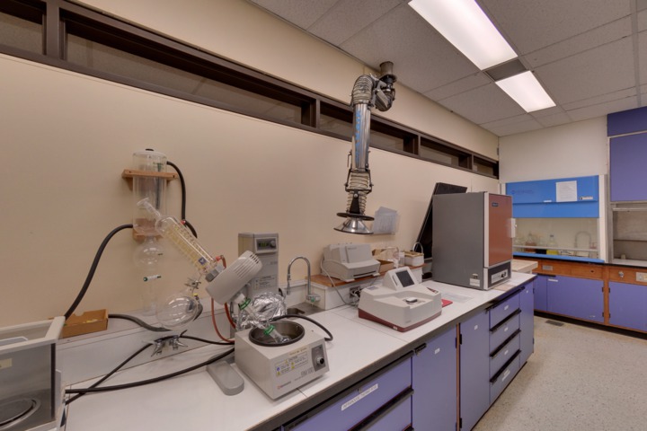 Cégep de Lévis-Lauzon, laboratoire chimie