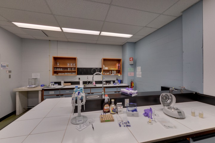 Cégep de Lévis-Lauzon, laboratoire chimie