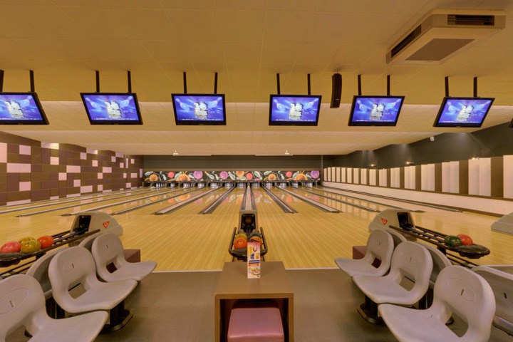 1055 - espace loisirs - Lons le Saunier (39)