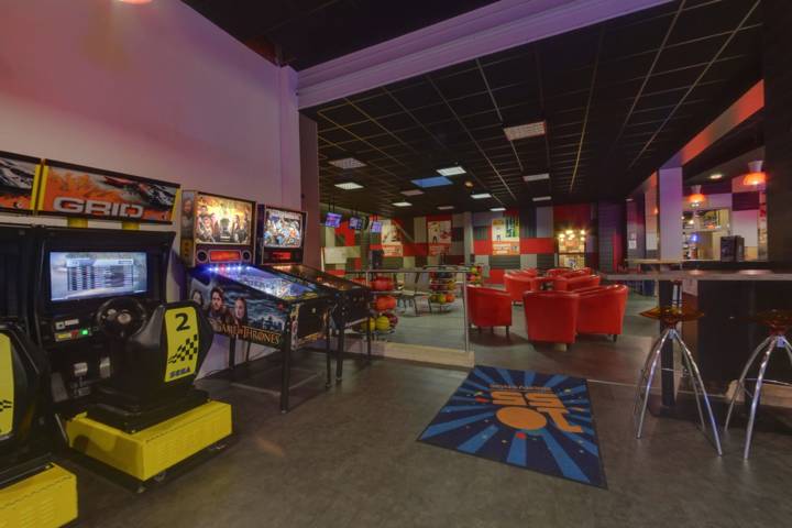 1055 - espace loisirs - Lons le Saunier (39)